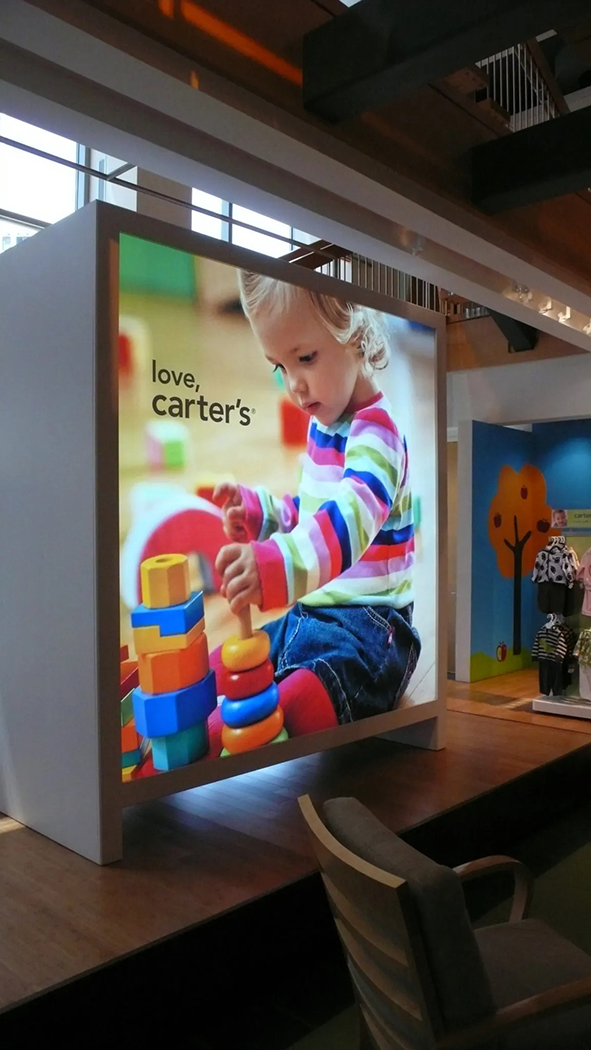 Retail Displays Atlanta GA - Retail Signage Kennesaw GA | Parallax Digital